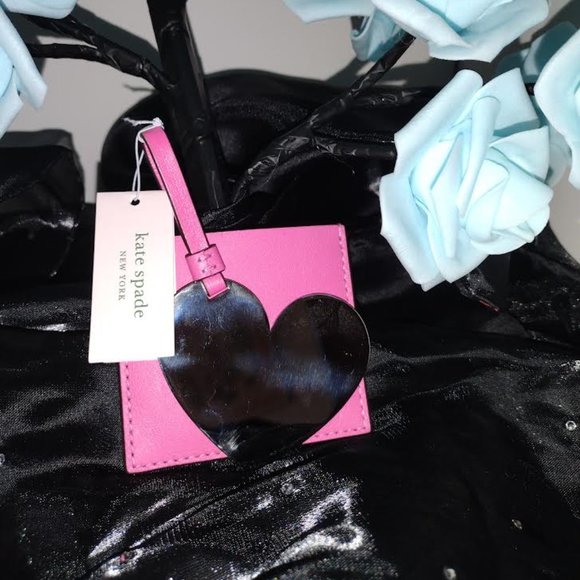 kate spade | Bags | Kate Spade Hibiscus Leather Pocket Heart Shaped ...